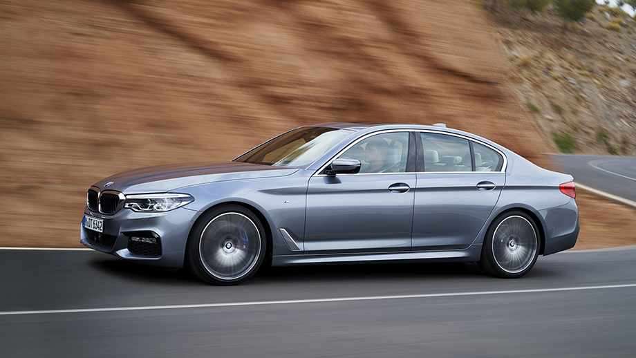 Седан BMW пятой серии сделал ставку на продвинутую электронику — DRIVE2